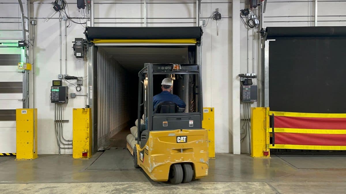 What is a Dock Leveller? - Ulti Group