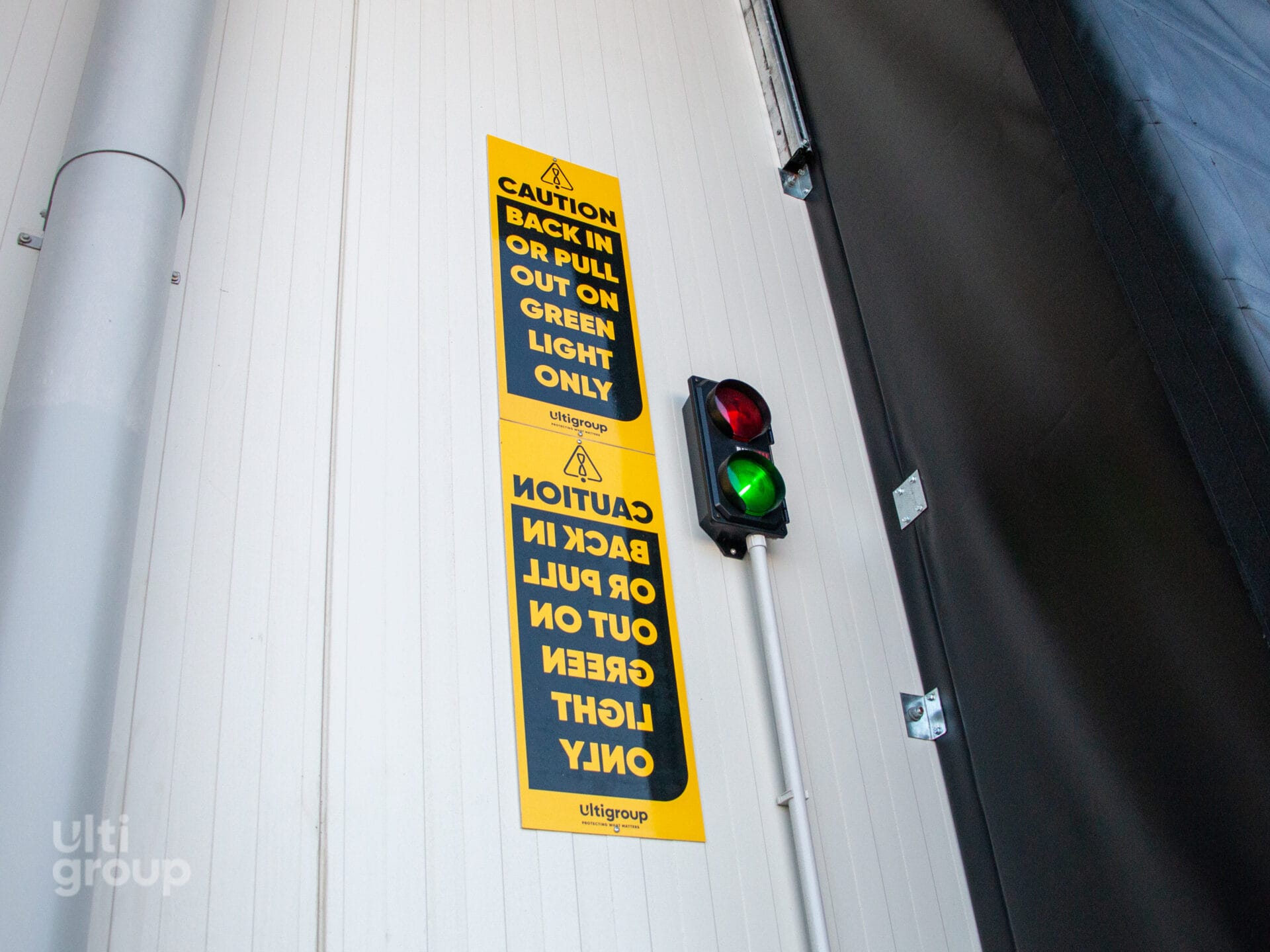 Dock Light Communication System - Ulti Group