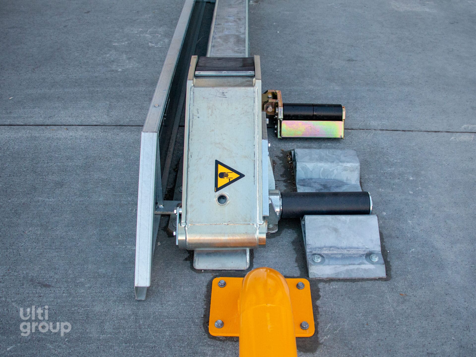 Automatic Global Wheel Lock Truck Restraint - Ulti Group